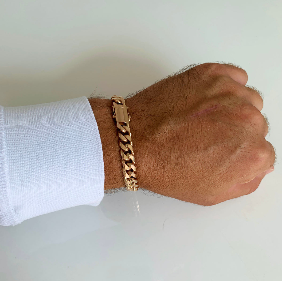 Vīriešu zelta aproce Cuban (Cartier Figaro) - Roku darbs Juvex – Juvex ...